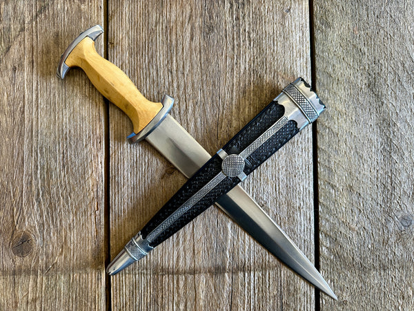 Buy accurate medieval swords, daggers and crossbows - Tod's Workshop ...