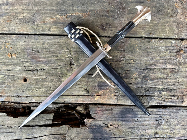 Buy accurate medieval swords, daggers and crossbows - Tod's Workshop ...