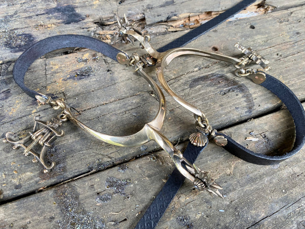 Buy accurate medieval swords, daggers and crossbows - Tod's Workshop ...