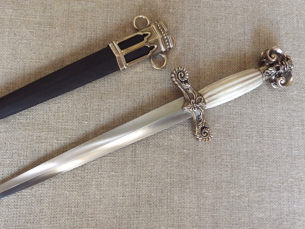 15thC Holbein the younger dagger - Tod's Workshop