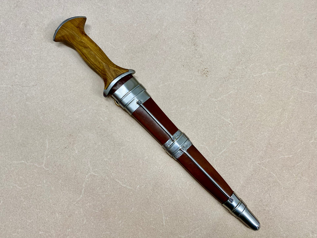 Buy accurate medieval swords, daggers and crossbows - Tod's Workshop ...